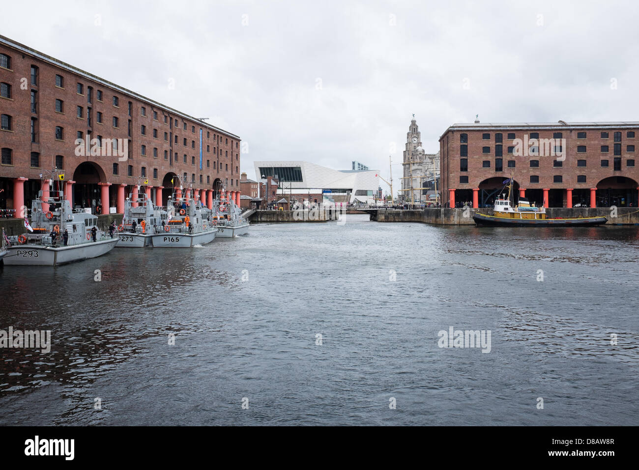 Royal navy p2000 hi-res stock photography and images - Alamy