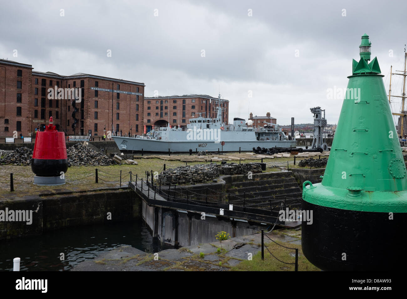 Hms pembroke hi-res stock photography and images - Alamy