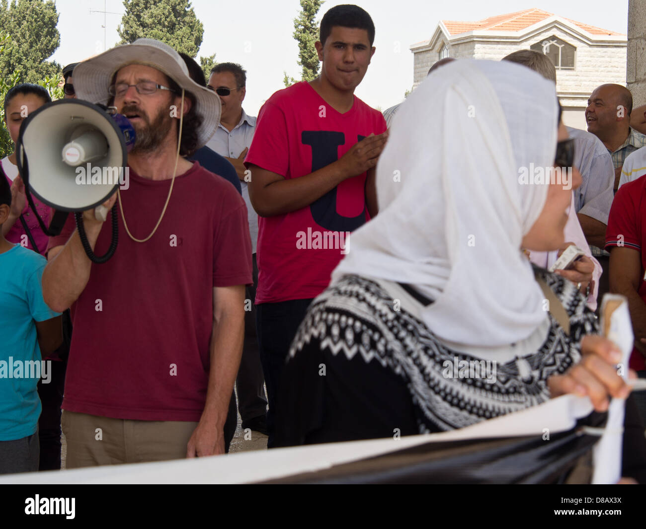 Jerusalem, Israel. 23rd May 2013. Beit-Safafa residents demonstrate at ...
