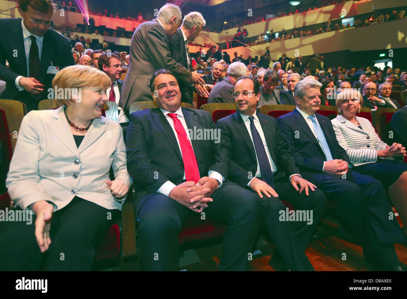 German Chancellor Angela Merkel (L-R), SPD Chariman Sigmar Gabriel ...