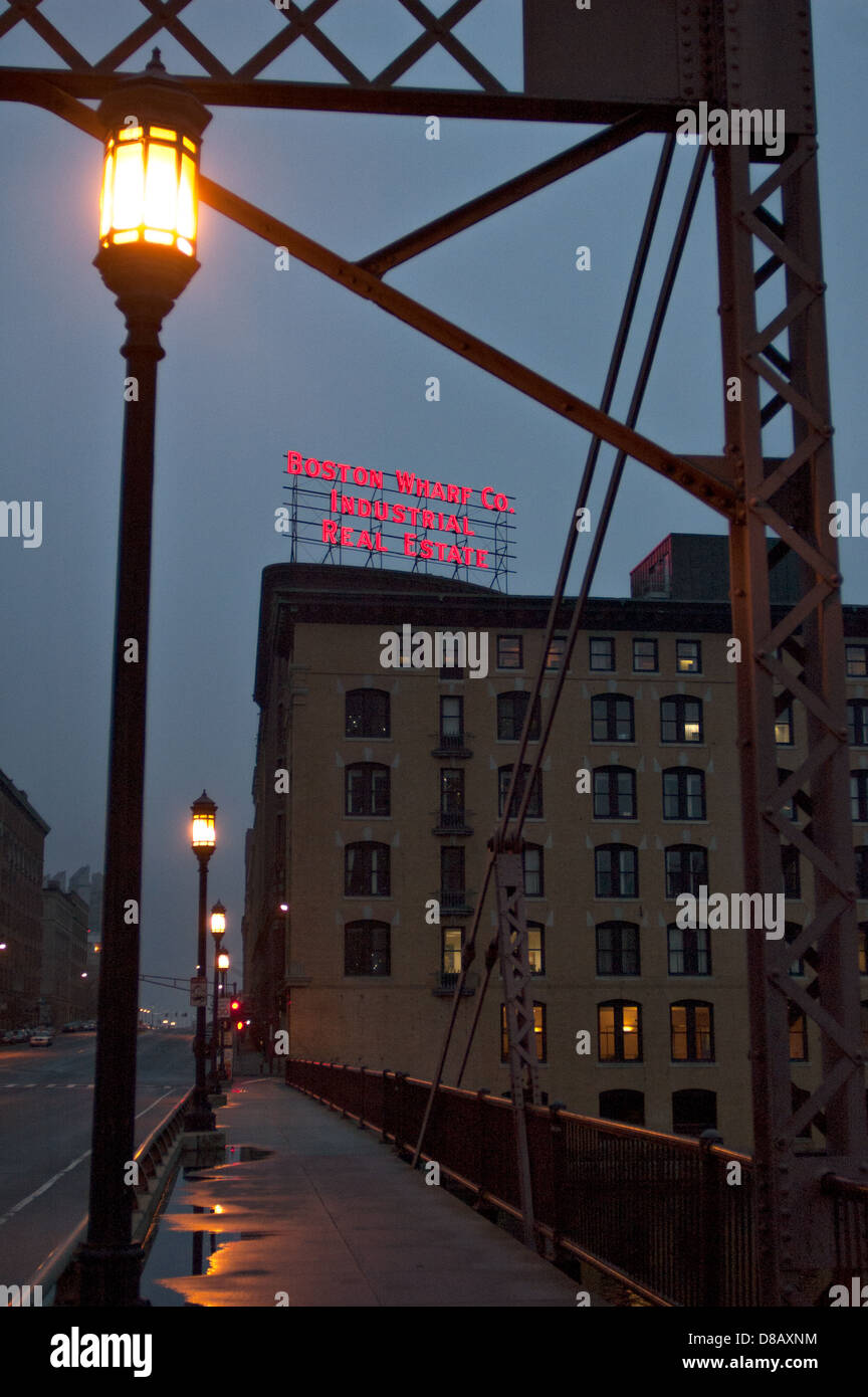 A night scene of the Fort Point neighborhood in Boson, Massachusetts ...