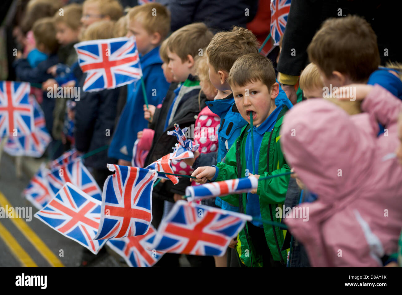 Children waving flag uk hi-res stock photography and images - Alamy