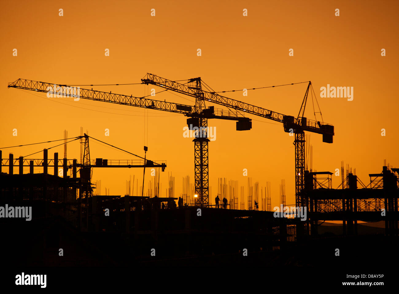 Construction worker working crane hi-res stock photography and images ...