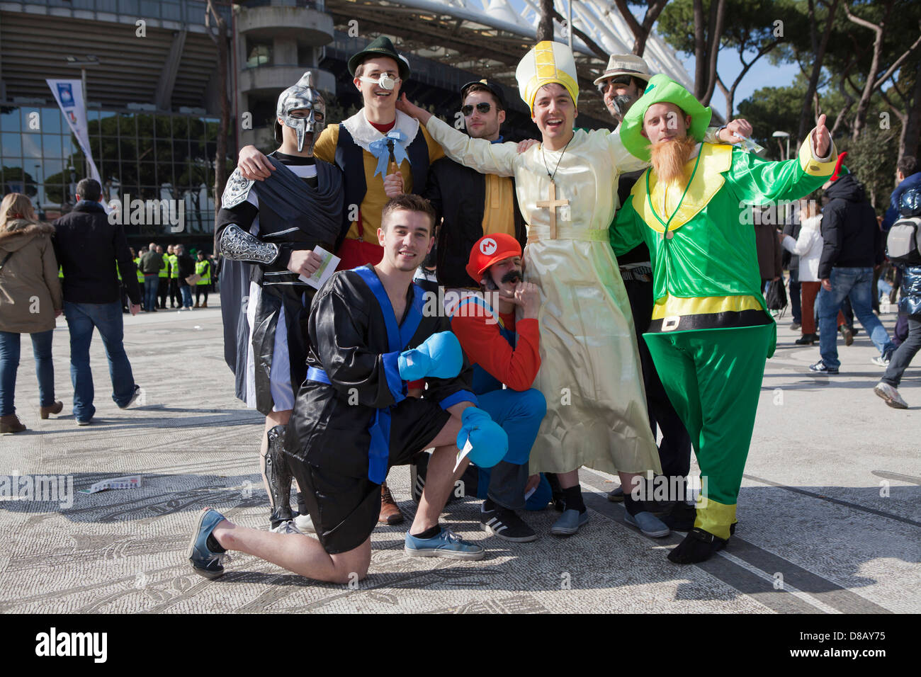 Rugby fans costume hi-res stock photography and images - Alamy
