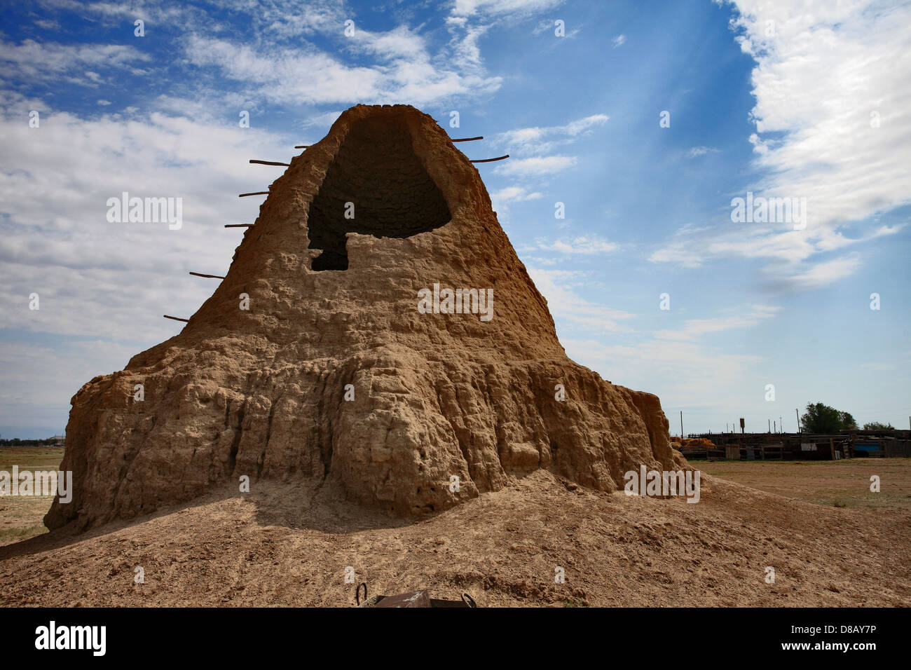Kazakh cemetery hi-res stock photography and images - Alamy