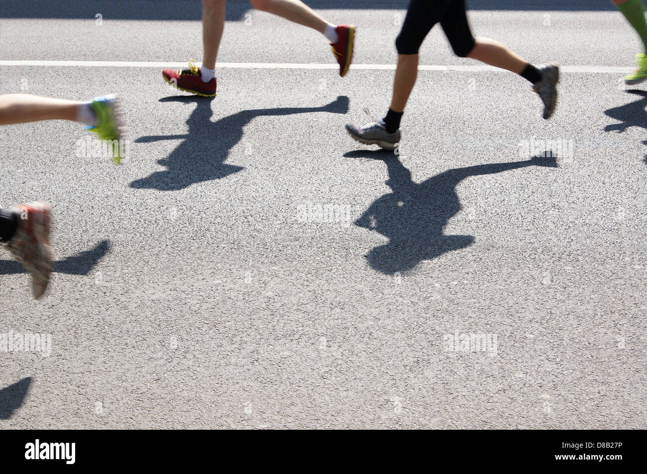 Running blur runners legs hi-res stock photography and images - Alamy