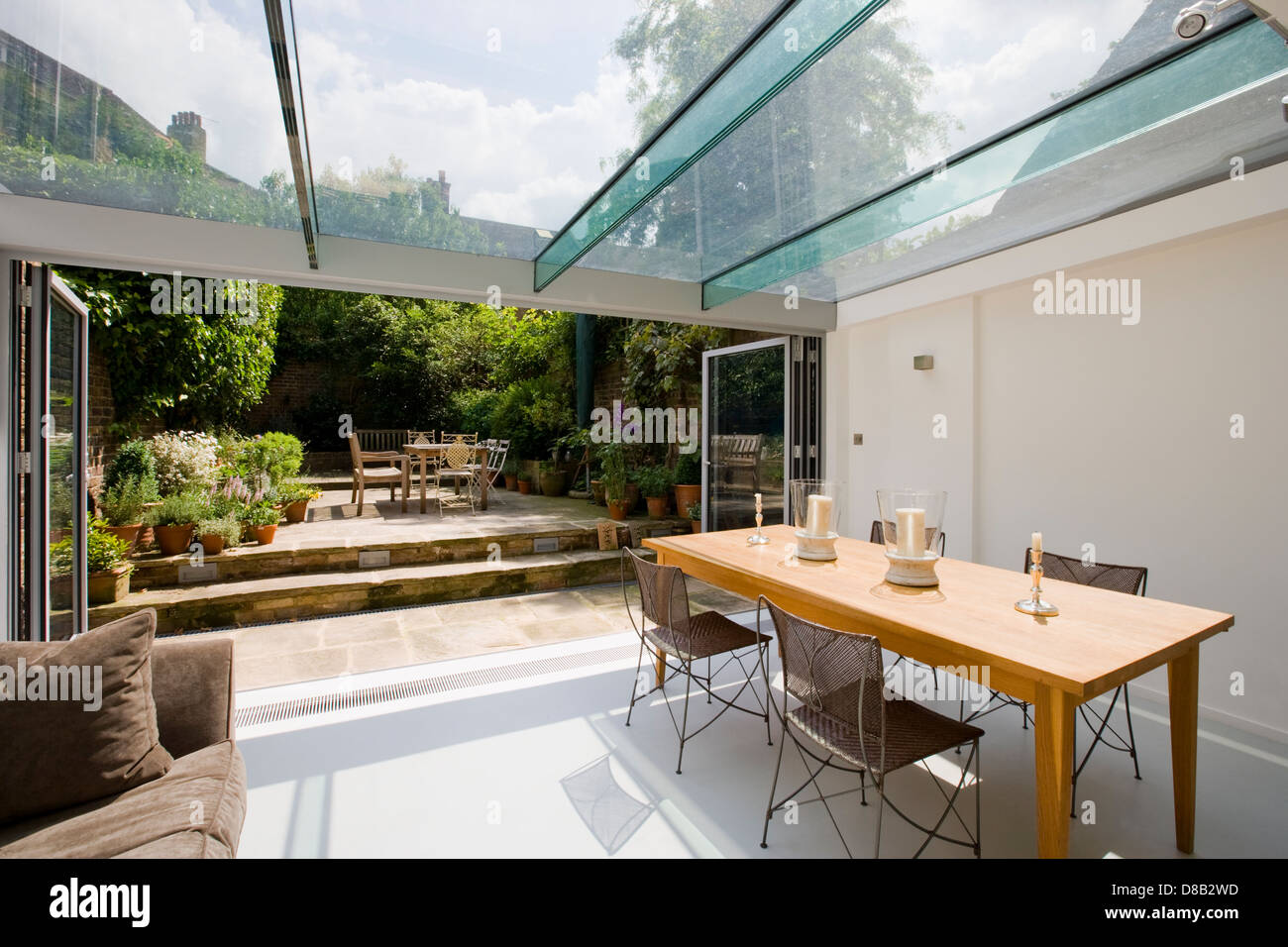 Kitchen dining room extension Stock Photo - Alamy