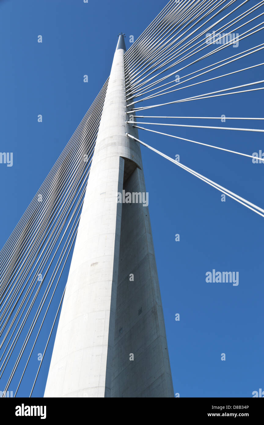 Pylon construction hi-res stock photography and images - Alamy