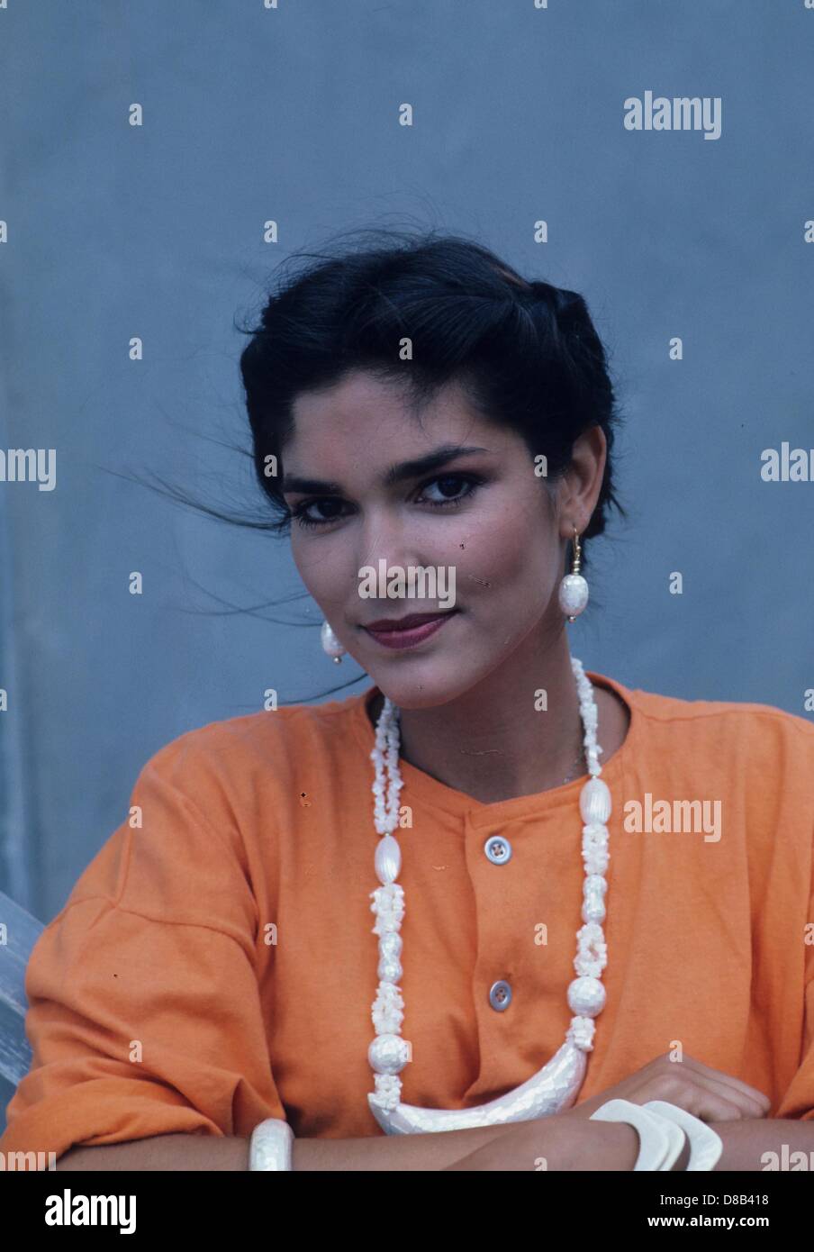 LAURA MARTINEZ.The Alamo: Thirteen Days to Glory 1997.Supplied by ...