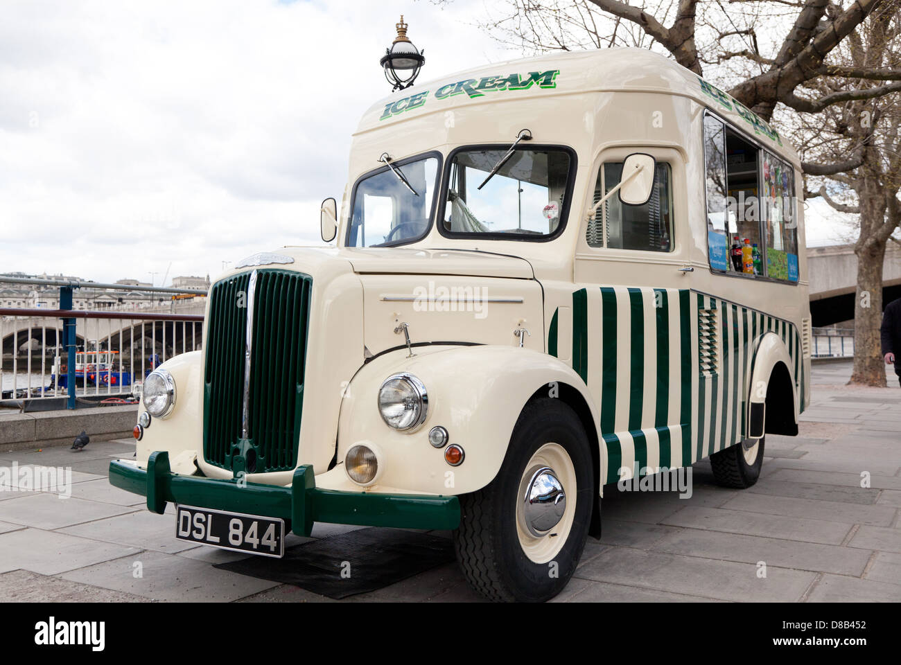 Classic Ice Cream Van High Resolution Stock Photography and Images - Alamy