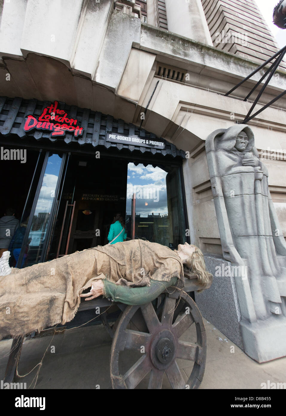London Dungeon High Resolution Stock Photography and Images - Alamy