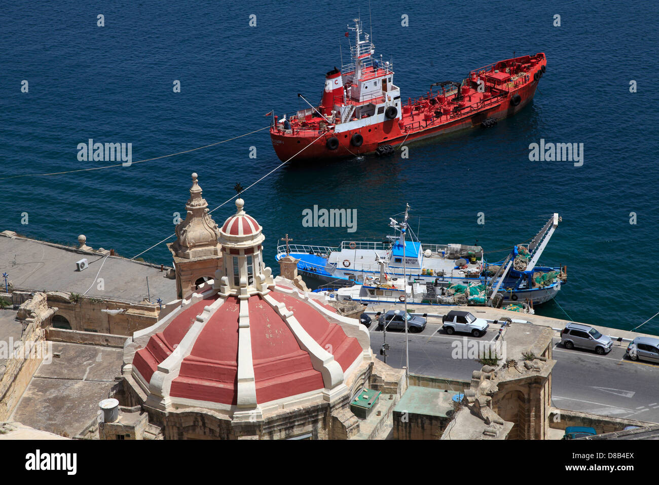 Malta, Valletta, Grand Harbour, ships Stock Photo - Alamy