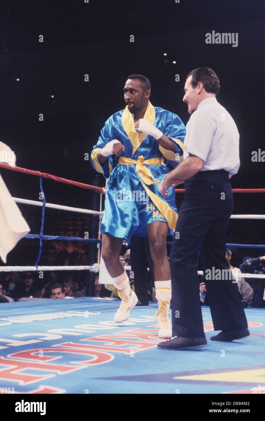 THOMAS HEARNS.Celebrity boxing in Atlantic City , New Jersey 1990.l0885 ...