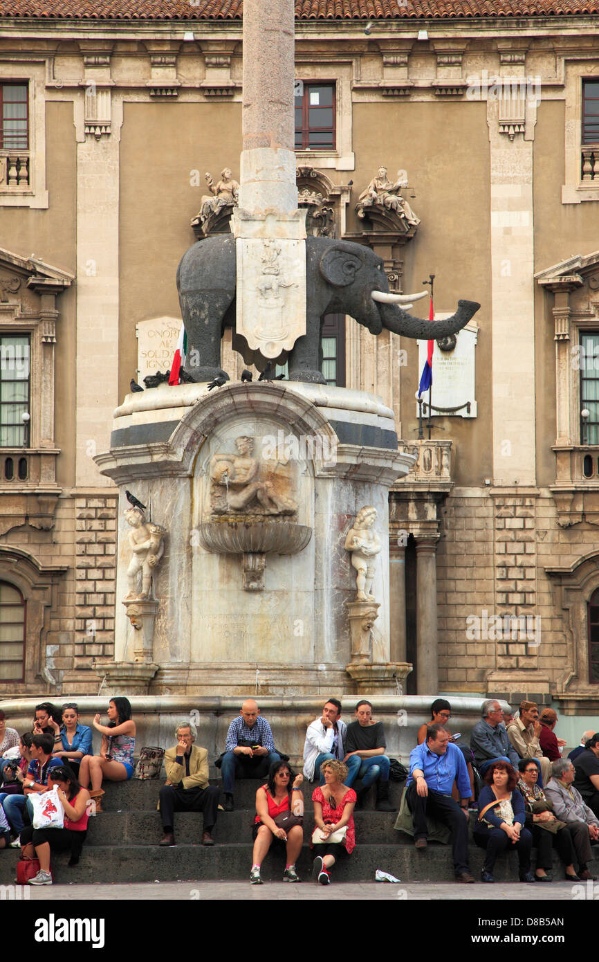 Italy, Sicily, Catania, Piazza del Duomo, Elephant Fountain Stock Photo ...