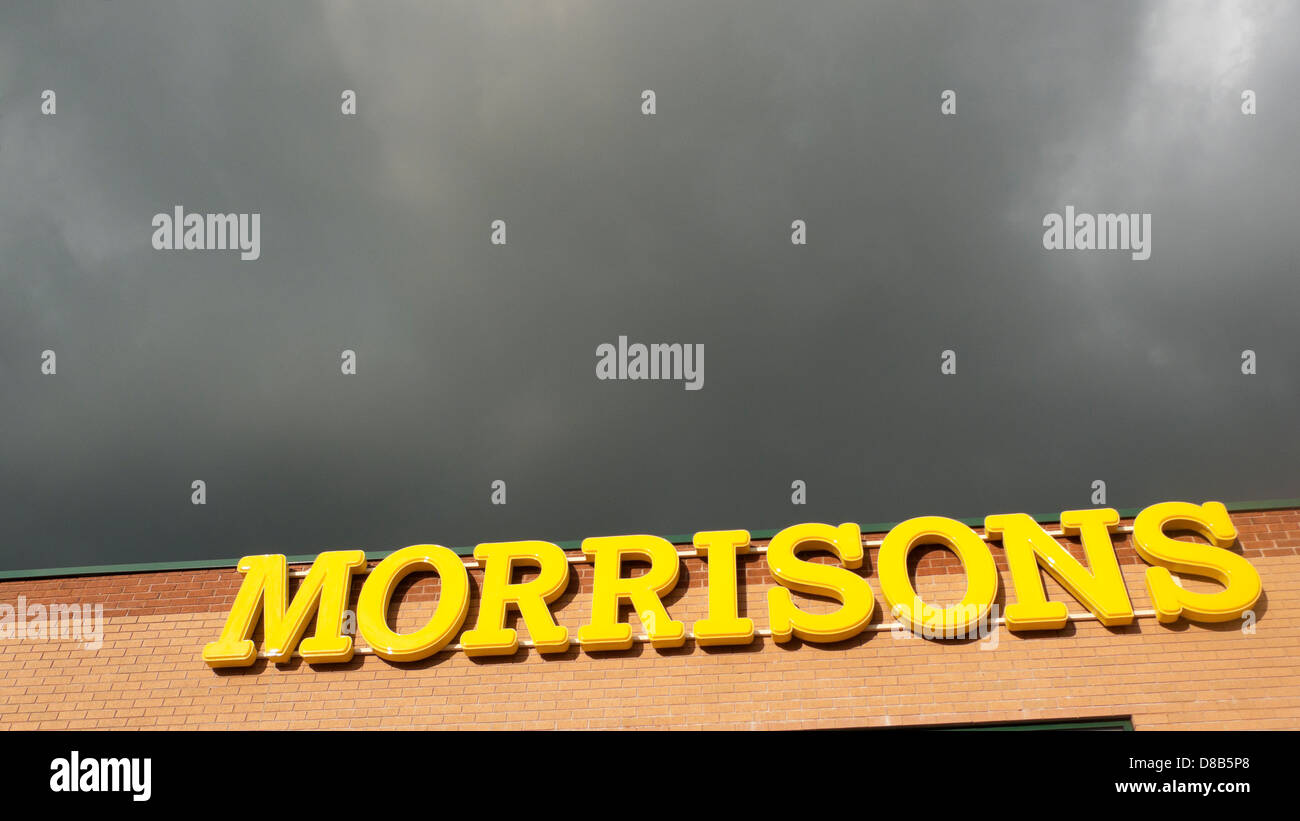 Forboding sky hi-res stock photography and images - Alamy