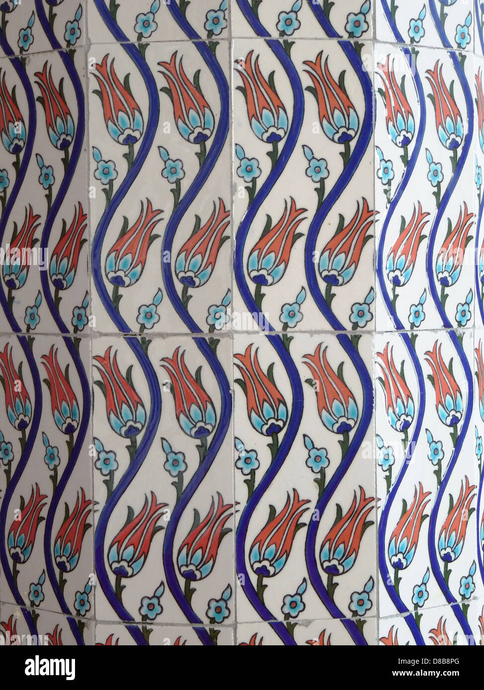 Tulip tile hi-res stock photography and images - Alamy