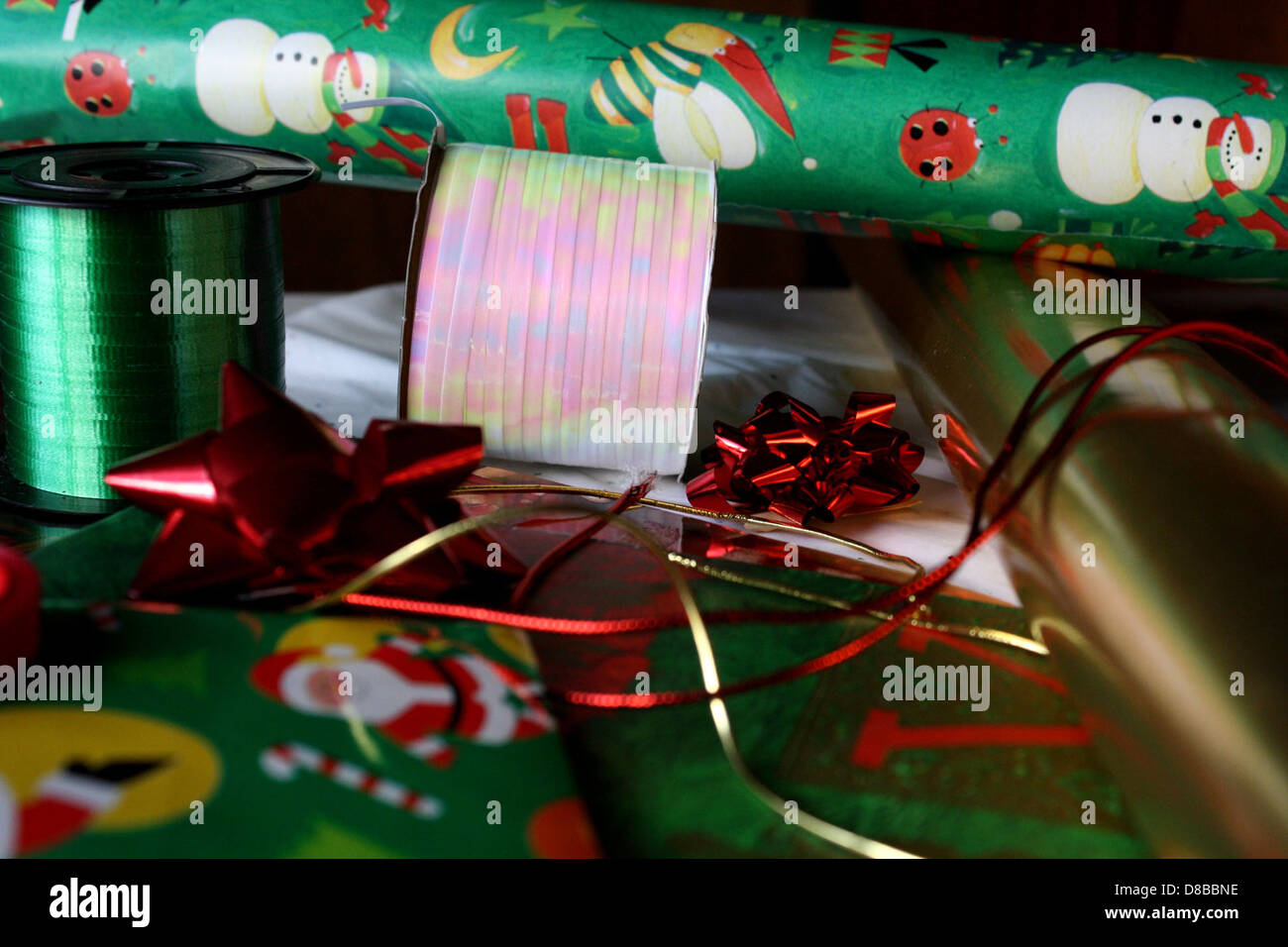 Festive wrapping paper featuring hi-res stock photography and images ...