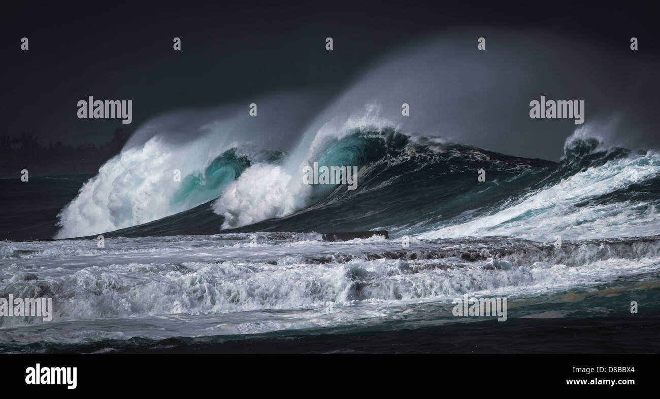 Big breaking waves, north shore Oahu Hawaii Stock Photo - Alamy