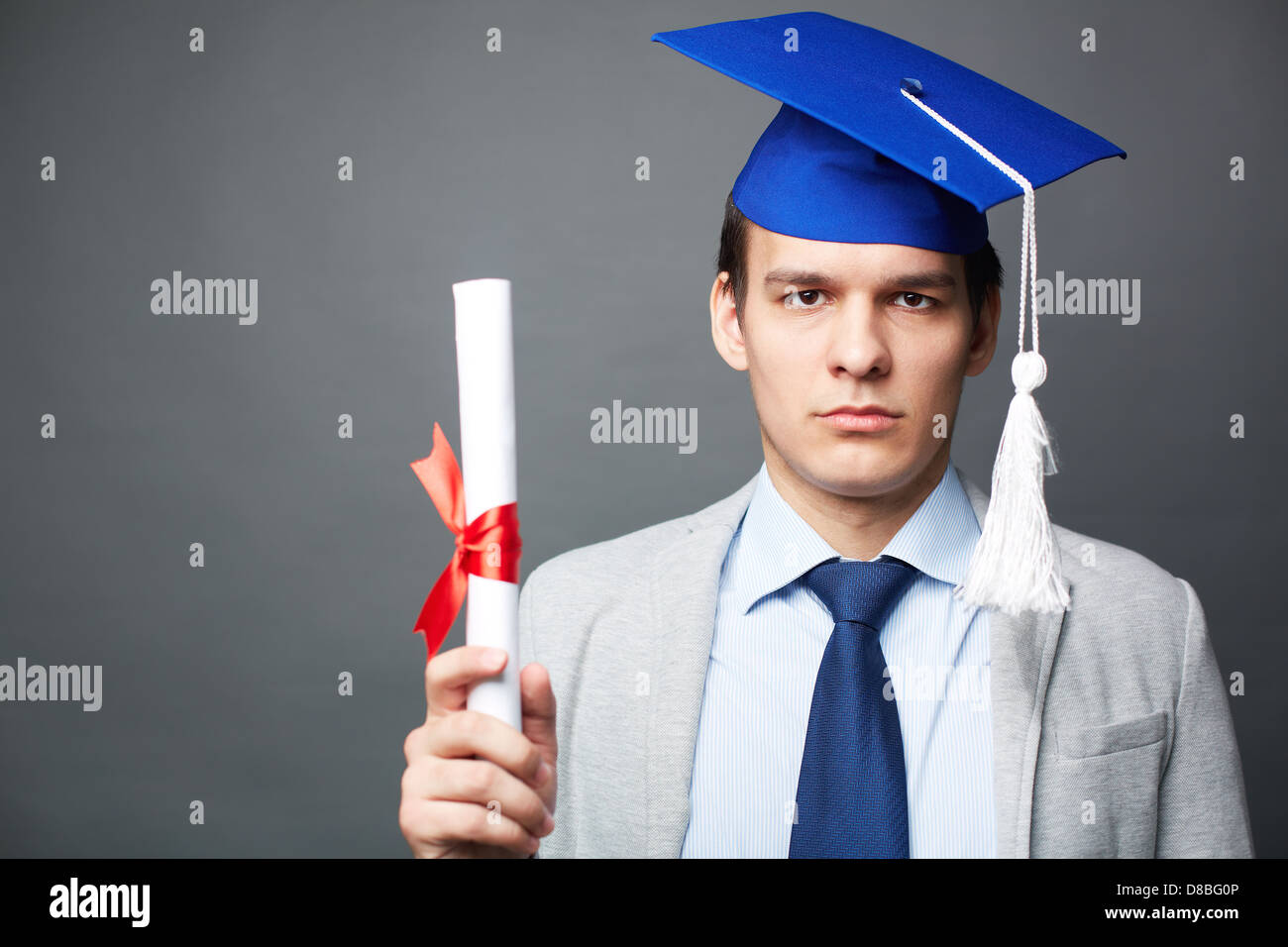 Graduation certificate hi-res stock photography and images - Alamy