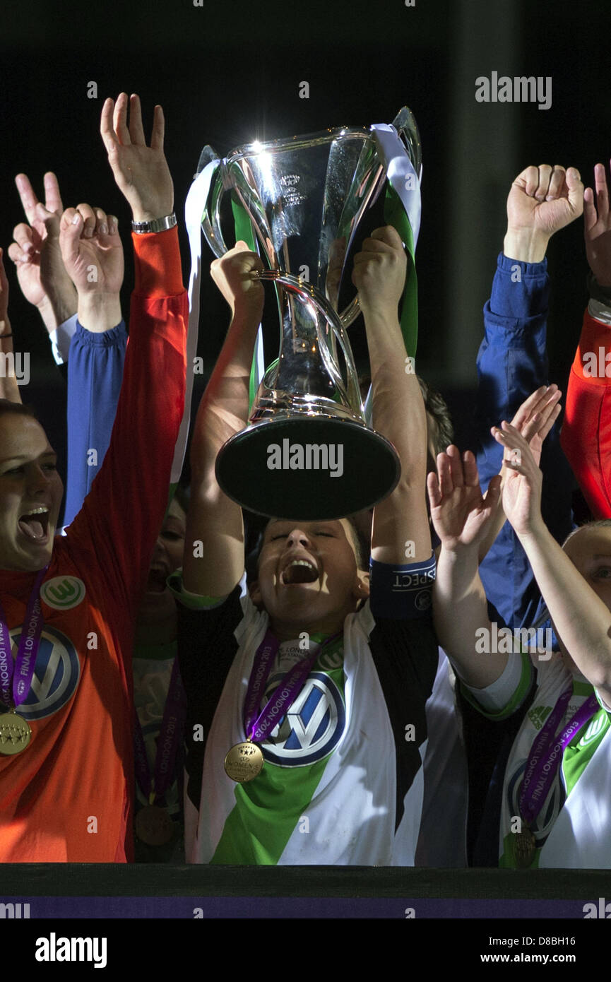 Stamford Bridge, London, UK. May 23rd 2013. Nadine Kessler (Wolfsburg ...