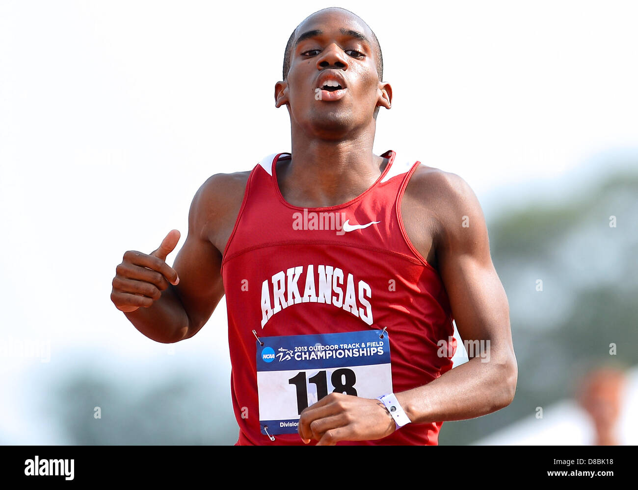 Mens 400 meter hurdles hi-res stock photography and images - Alamy