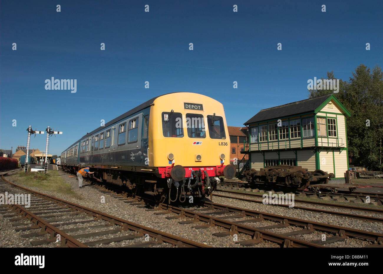 Class 101 diesel mulitple unit train at Mid-Norfolk Railway Trust ...