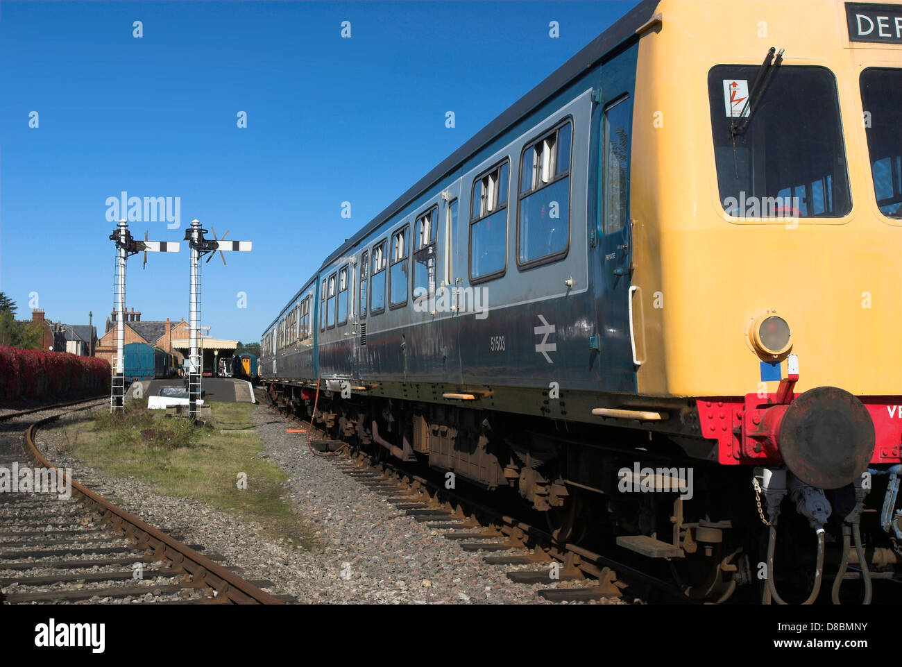 Class 101 diesel mulitple unit train at Mid-Norfolk Railway Trust ...