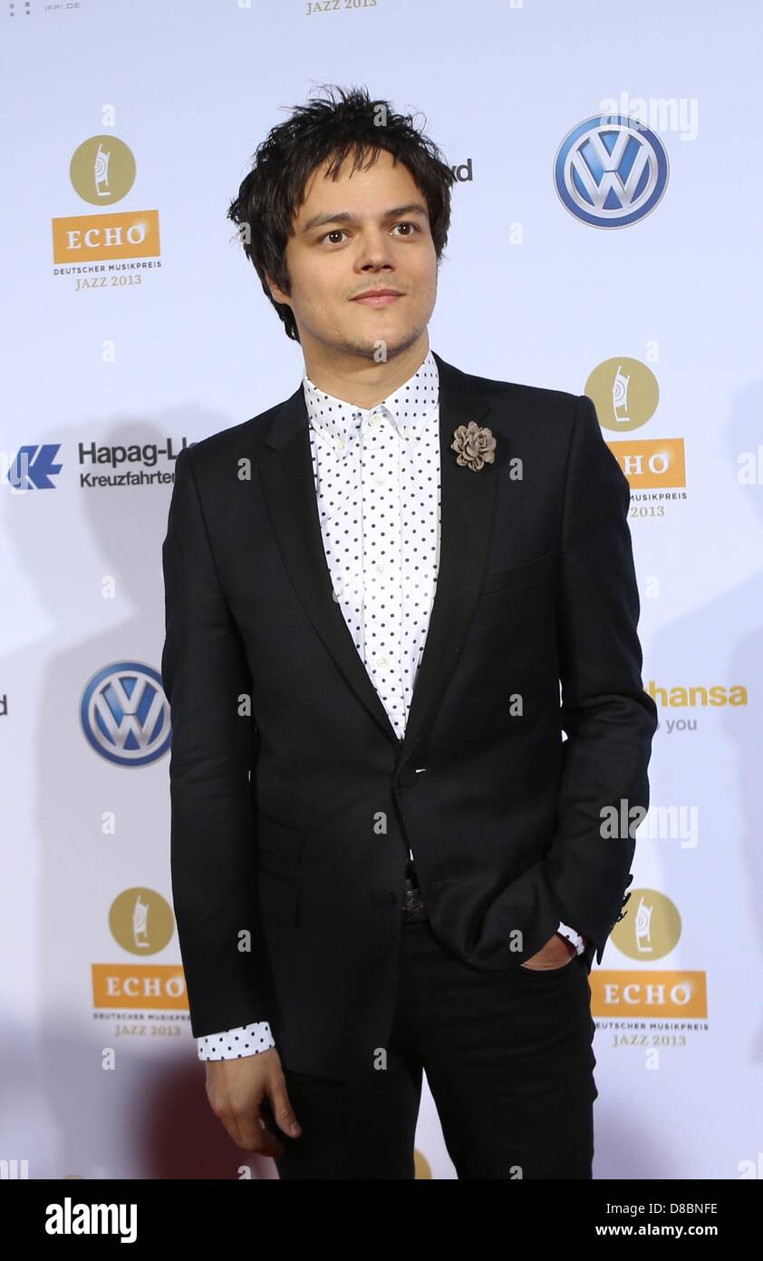 Jazz musician jamie cullum arrives hi-res stock photography and images ...