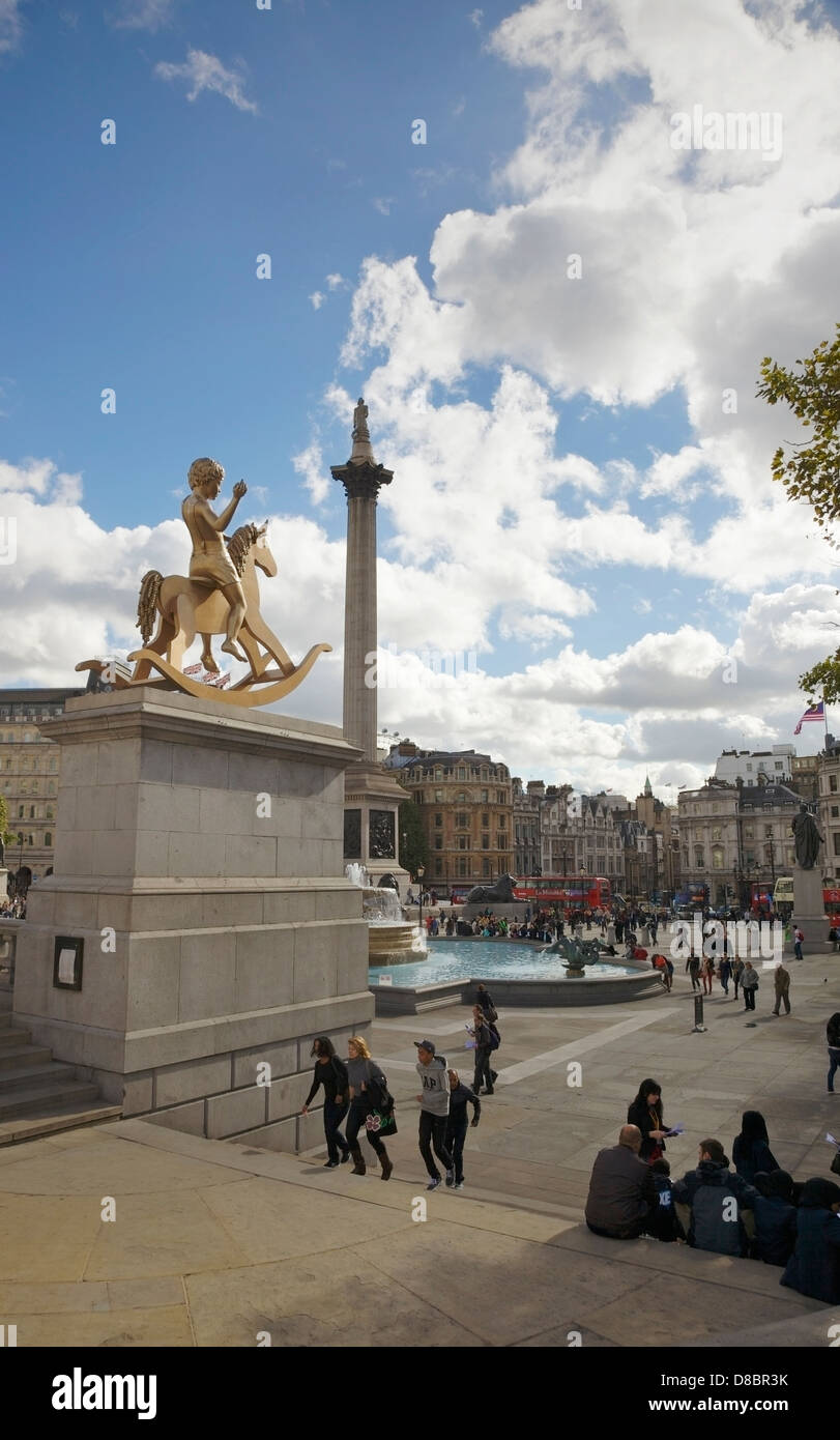 London skyline iconic vibrant hi-res stock photography and images - Alamy