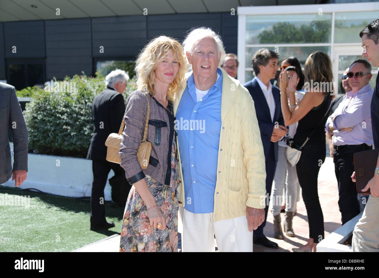Laura dern with her father hi-res stock photography and images - Alamy