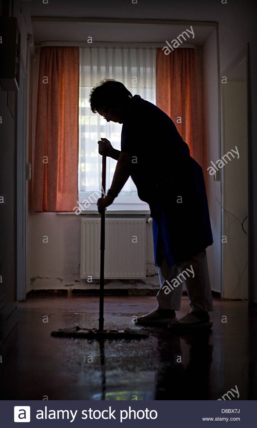 House Maid Stock Photos & House Maid Stock Images - Alamy