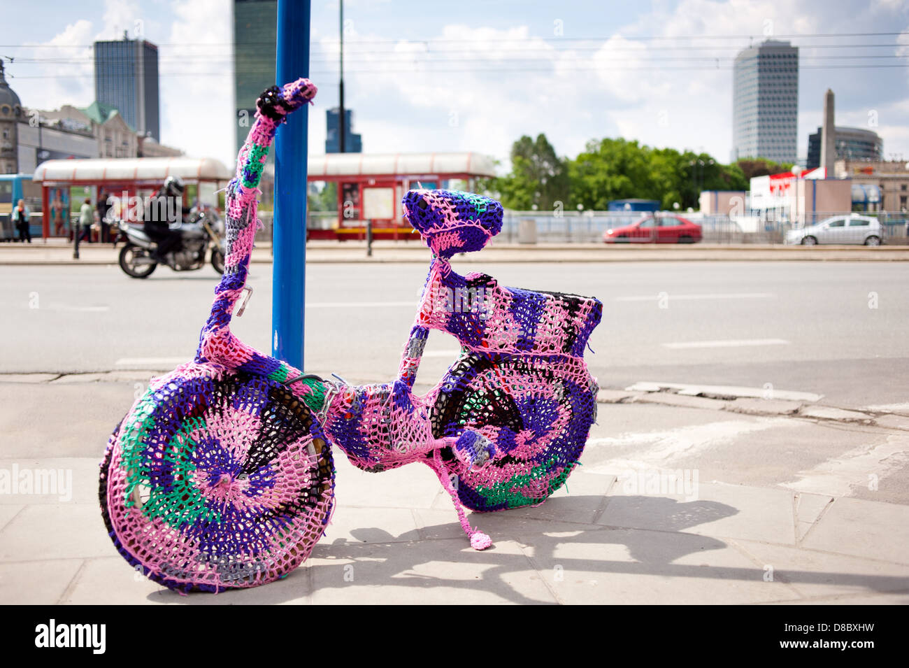 bicycle and pink guerrilla knitting Stock Photo - Alamy