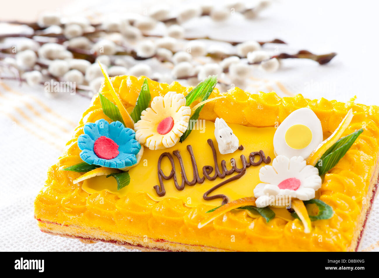 Easter cake hi-res stock photography and images - Alamy