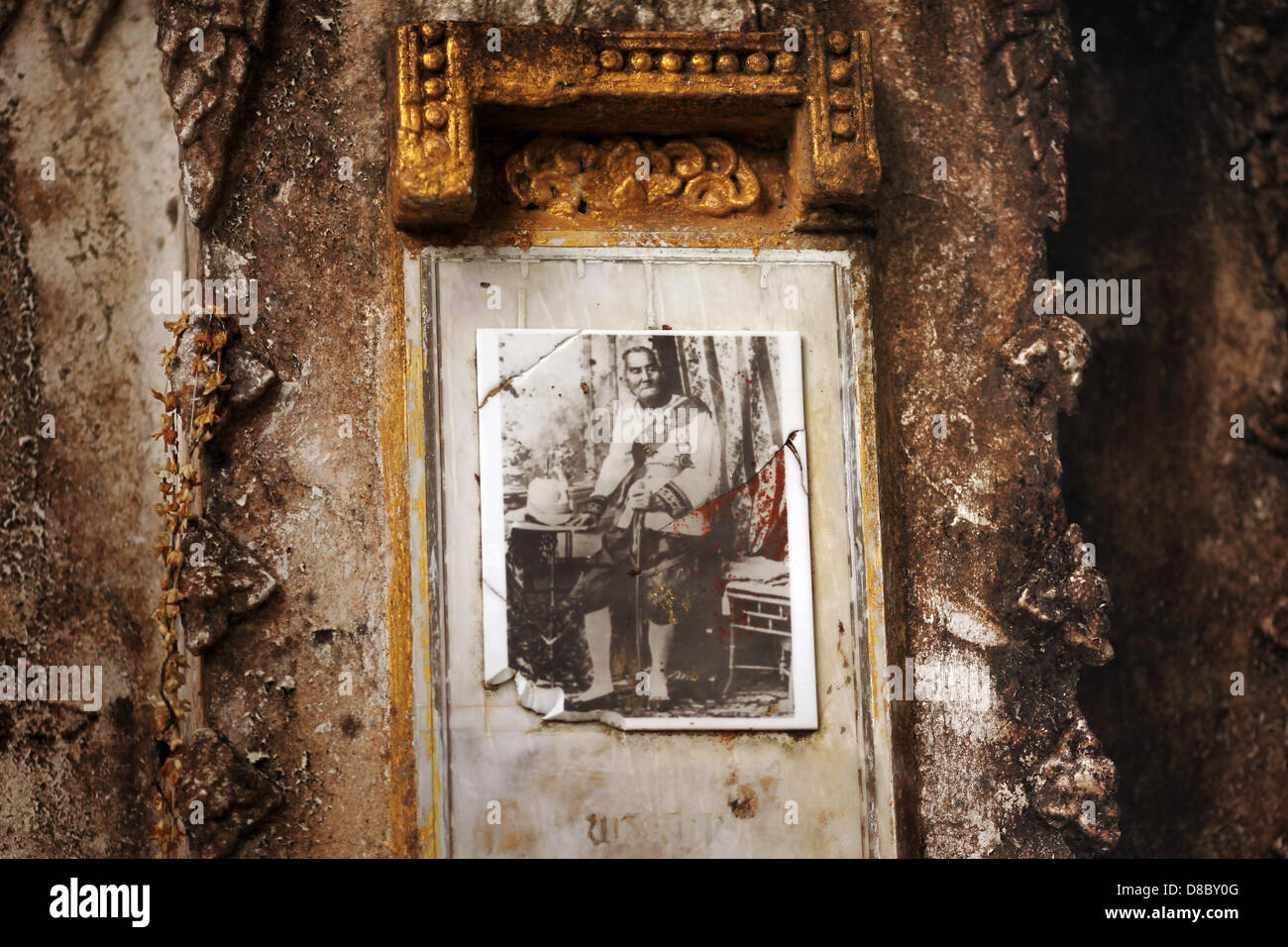 Top of Doi Inthanon and the shrine of prince Intha Witchayanon ...