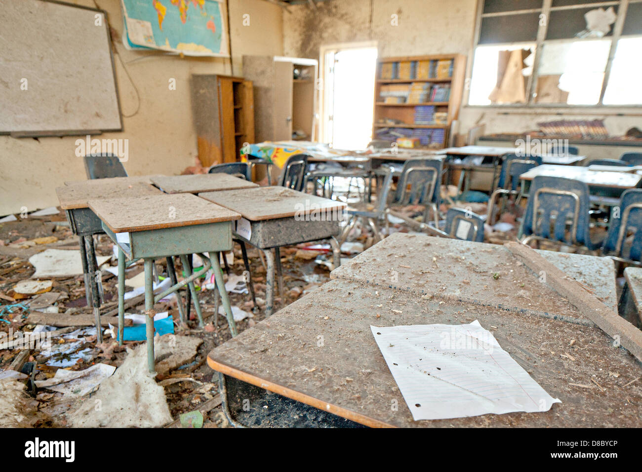 Destruction of Plaza Tower Elementary School in the aftermath of an EF ...
