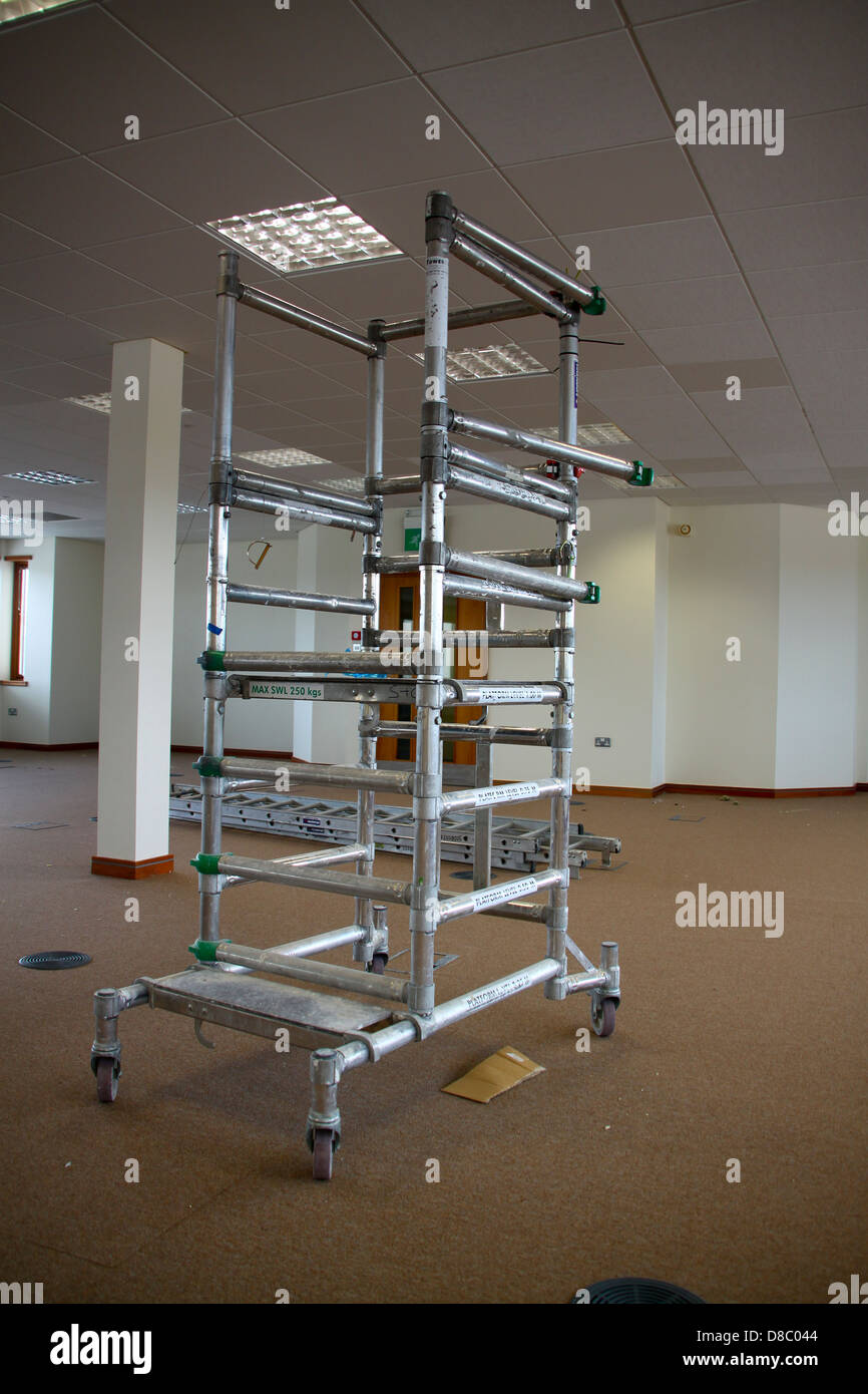 Aluminium tower scaffold Stock Photo - Alamy