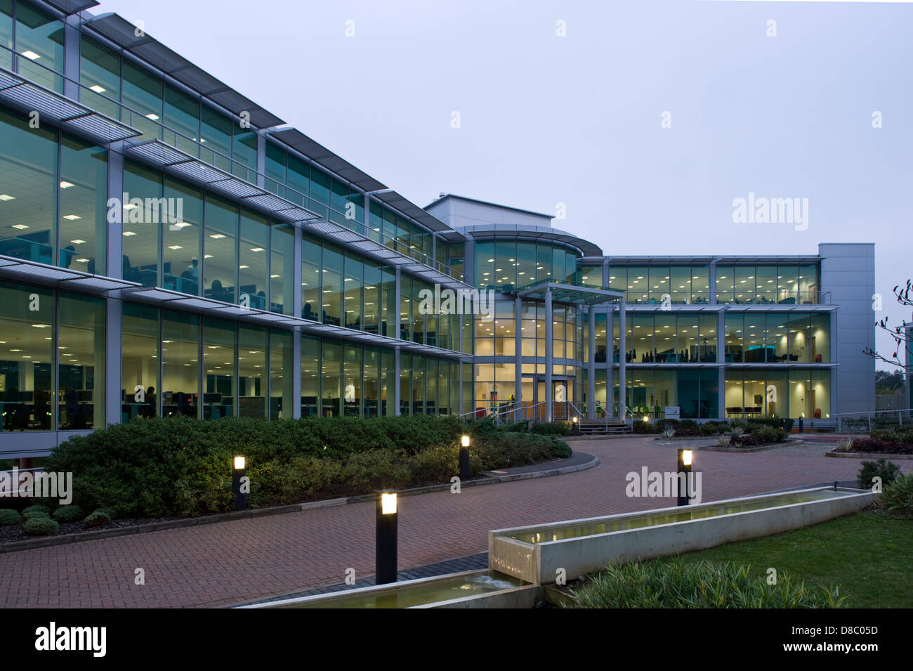 Modern office exterior Stock Photo - Alamy