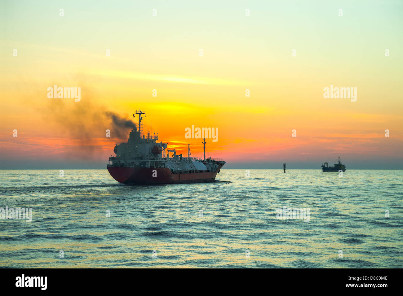 Lpg tanker hi-res stock photography and images - Alamy