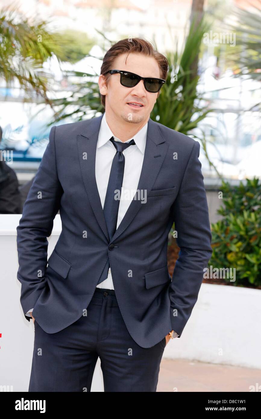 Cannes, France. 24th May 2013. JEREMY RENNER.The Immigrant photocall ...