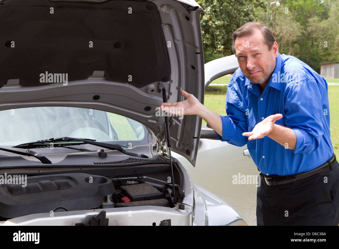 Broke down car hi-res stock photography and images - Alamy