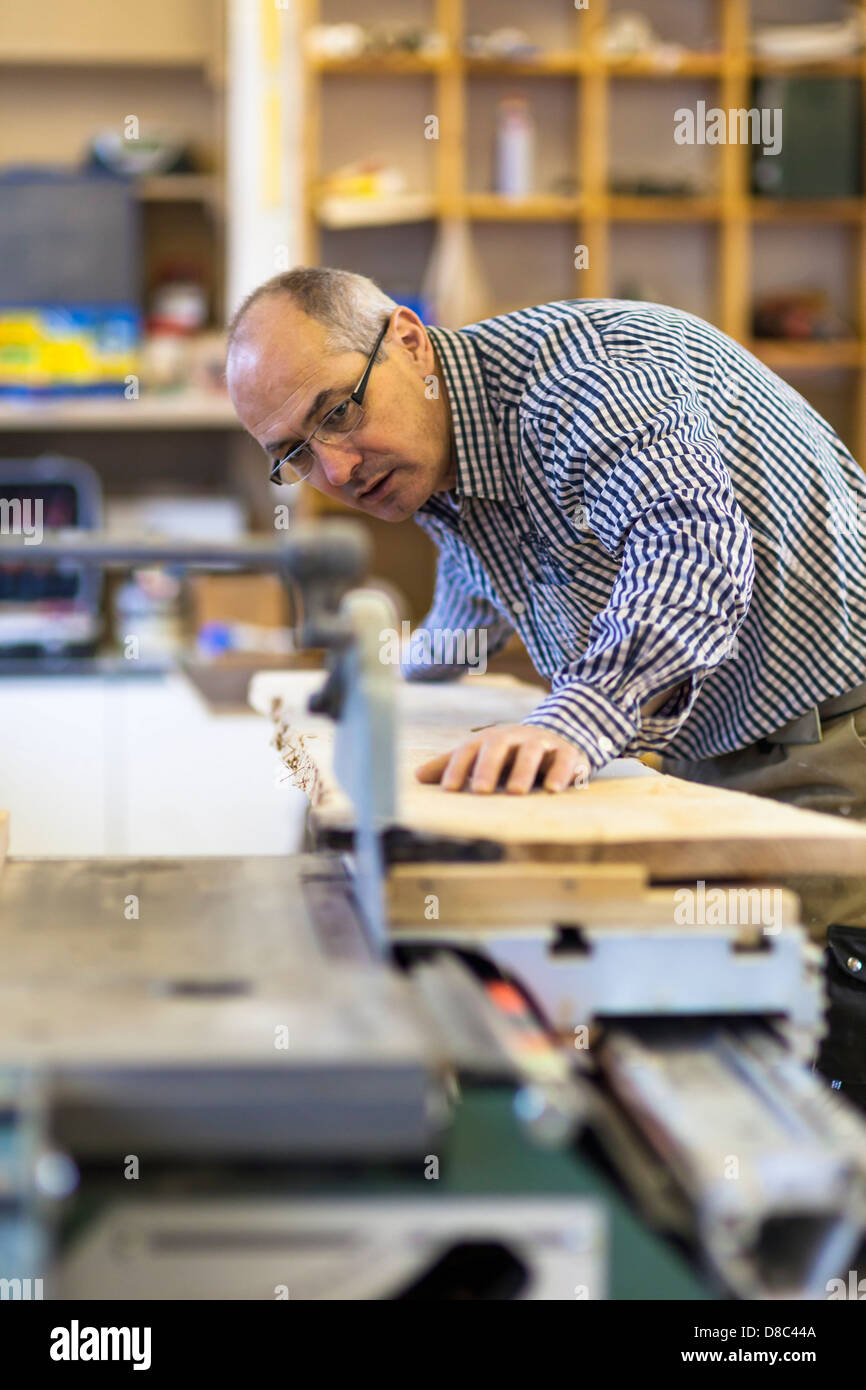 Carpenter in a carpentry Stock Photo - Alamy