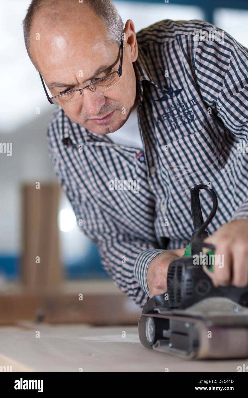 Carpenter in a carpentry Stock Photo - Alamy
