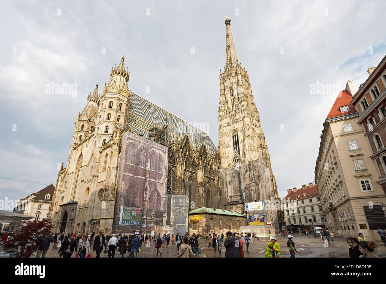 Vienna Stephansdom or St Stephen's Cathedral Stephansplatz Stock Photo ...