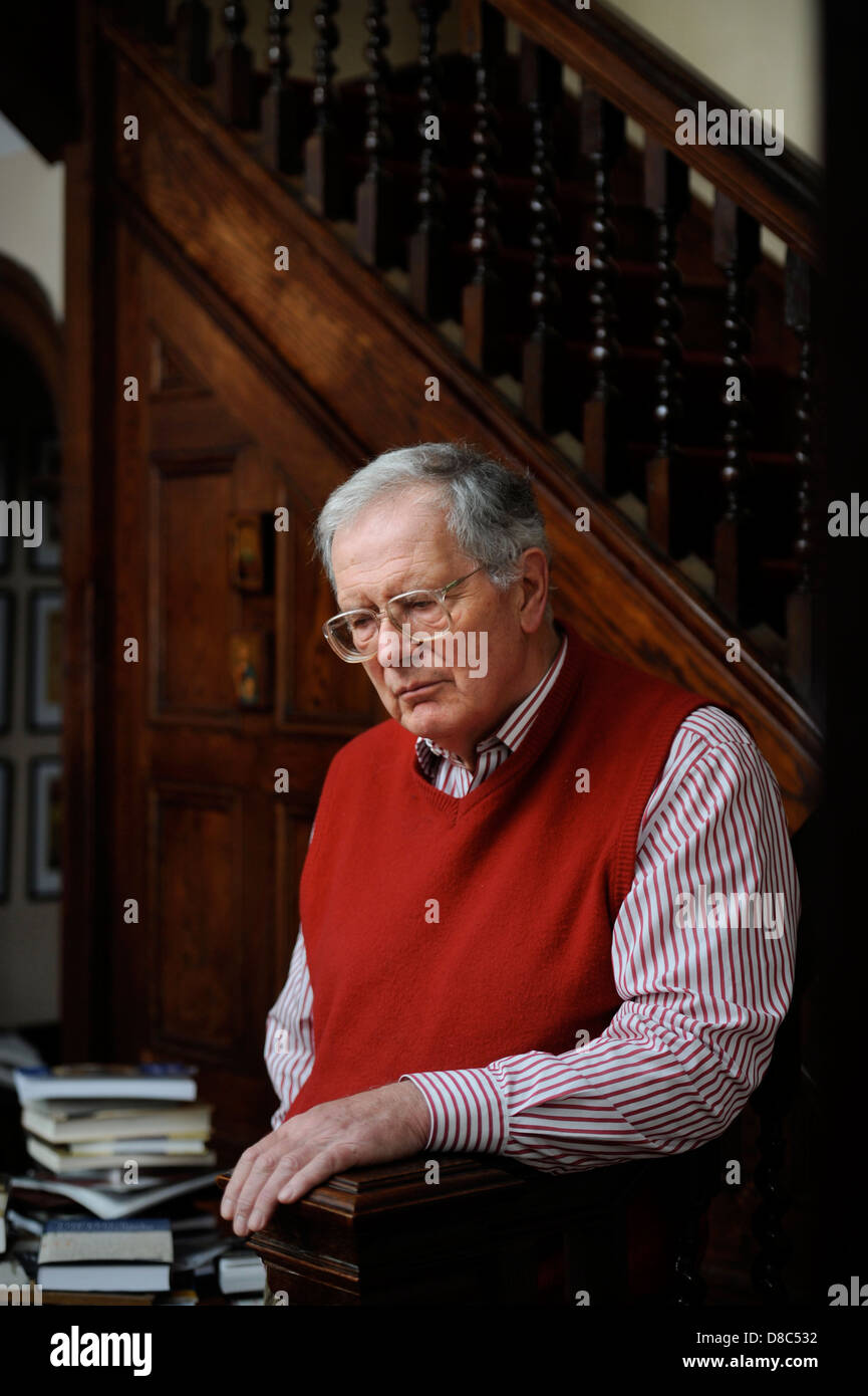 Remembering the past hi-res stock photography and images - Alamy