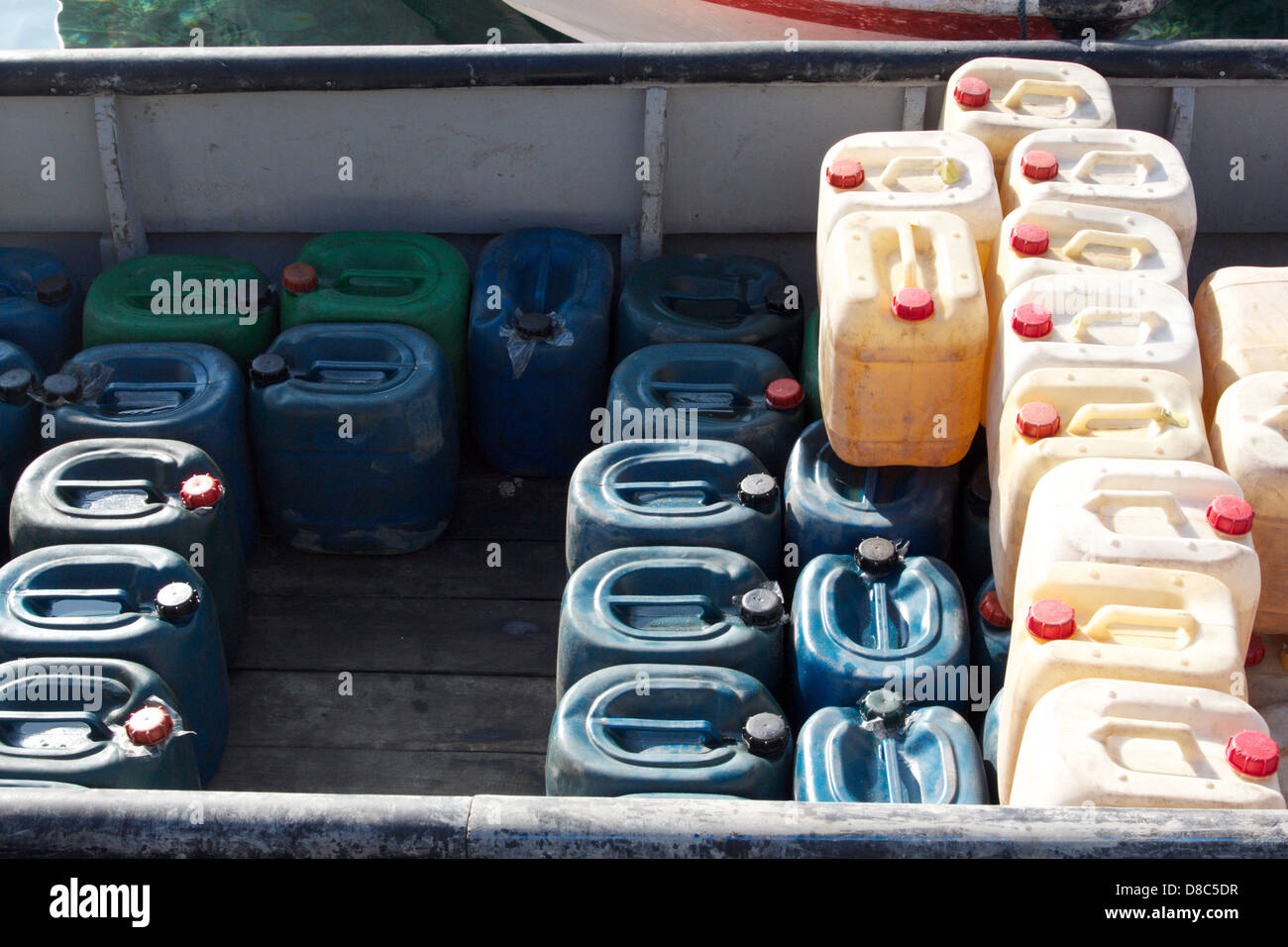 Steel oil drums hi-res stock photography and images - Alamy