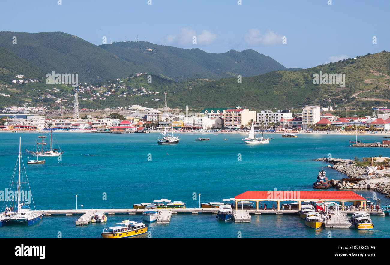 Philipsburg st maarten salt pond hi-res stock photography and images ...