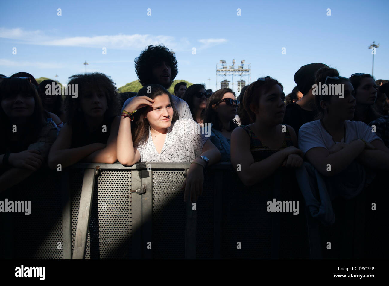 Music festival fan hi-res stock photography and images - Alamy