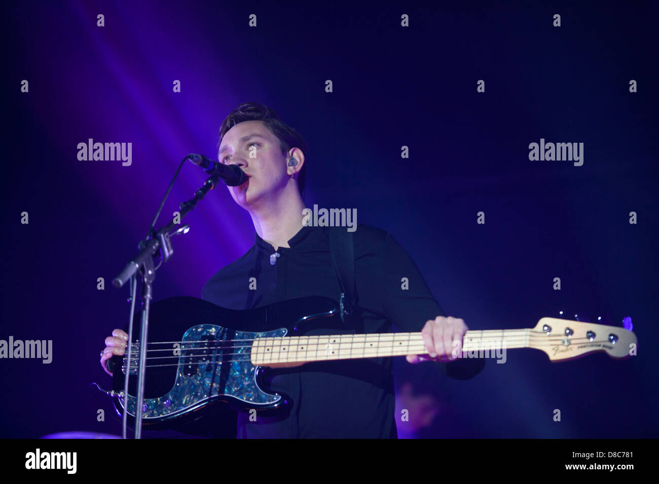 Oliver Sim at the Night and Day festival, a full day of live acts and ...