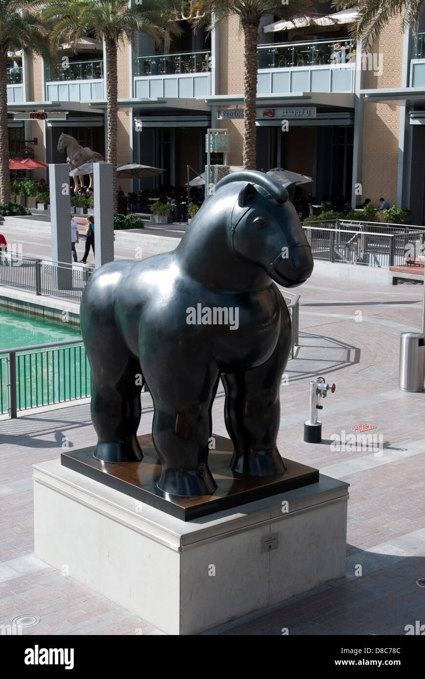 Fernando botero artist hi-res stock photography and images - Alamy