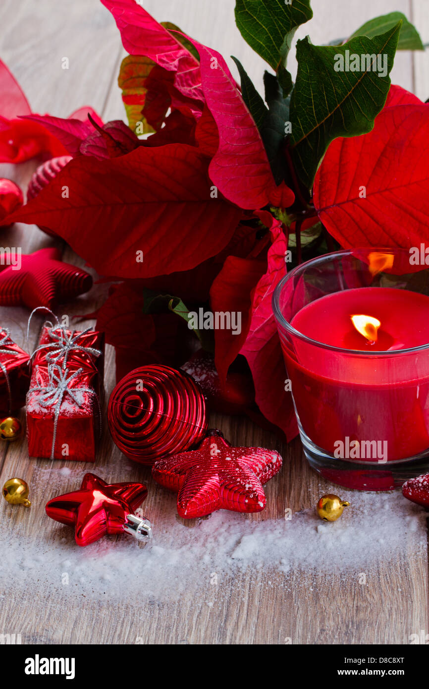 red christmas decorations Stock Photo - Alamy